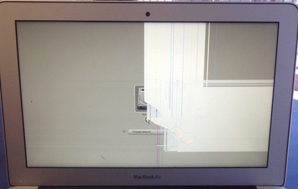 MacBook Air with broken LCD - Impact damage