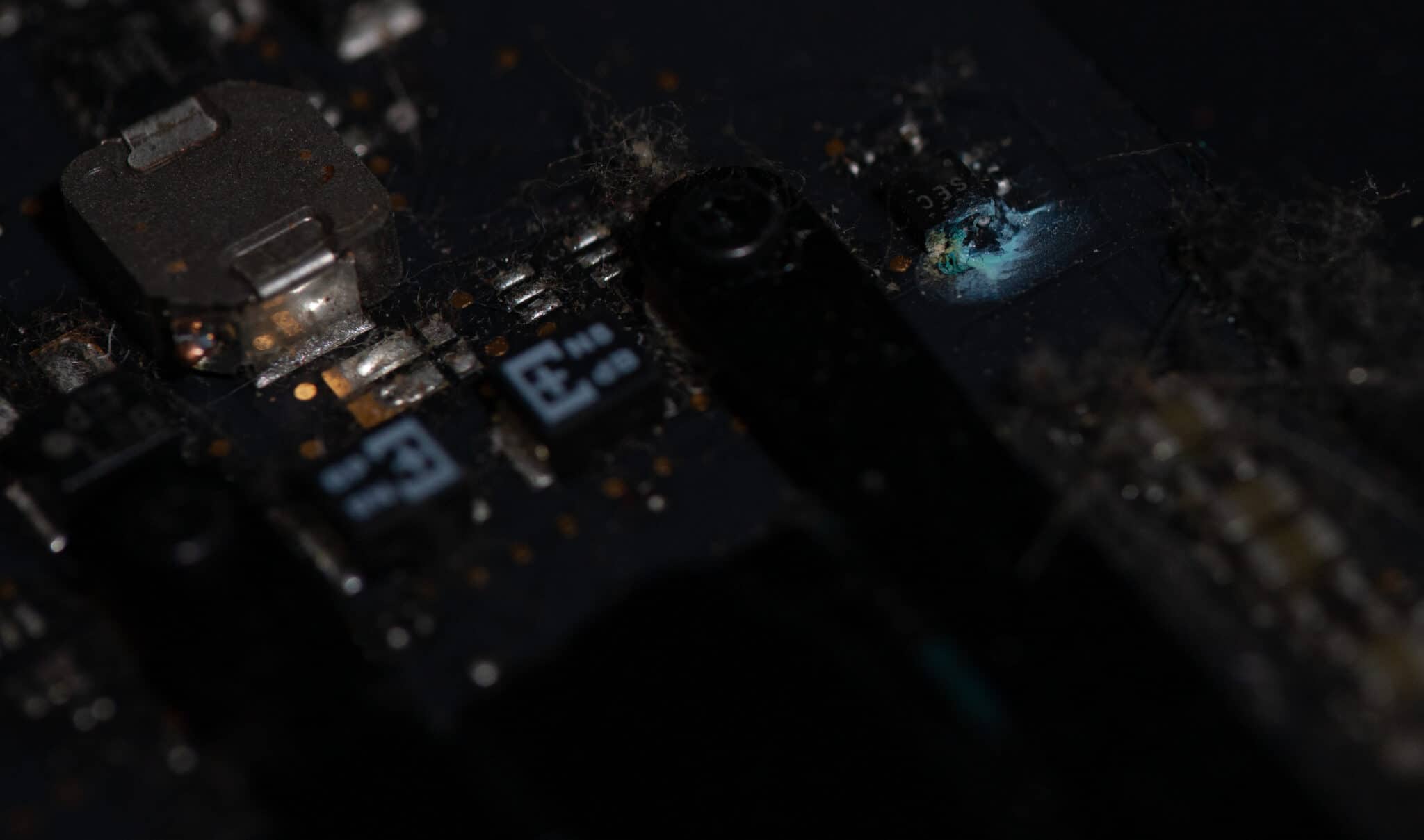 Liquid Damage on Macbook Air