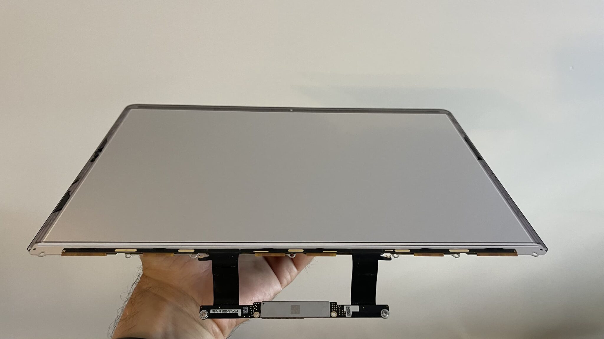 MacBook Air A2337 Screen Crack Repaired