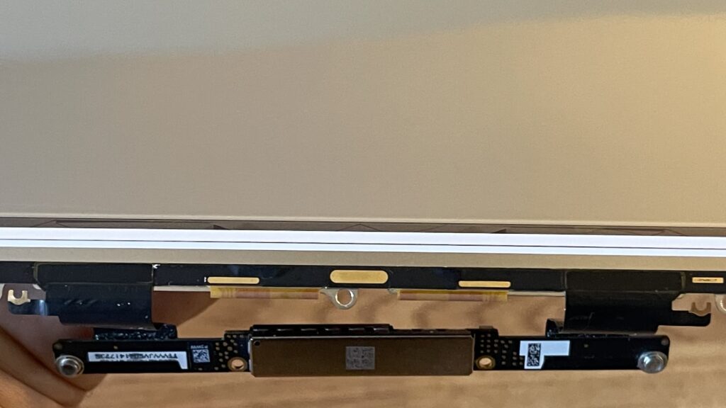 MacBook Air A2337 Screen Crack Repaired